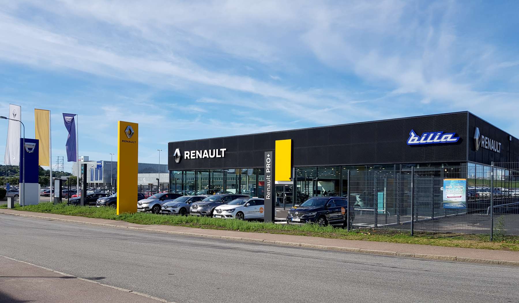 Renaults första svenska Flagship Store öppnad - www.sportbilen.se